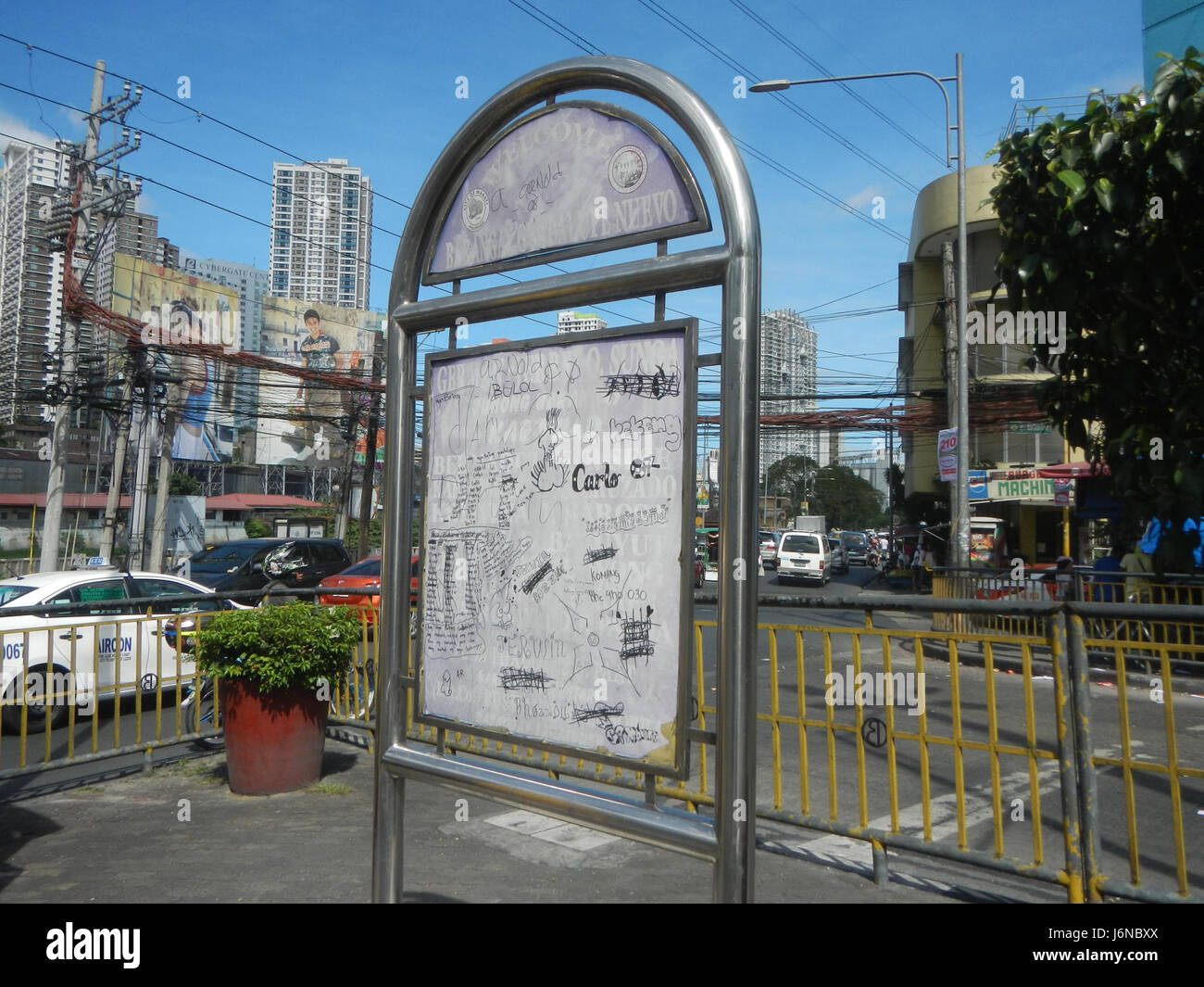 09586 Guadalupe Cloverleaf Interchange J P Rizal Cembo Station ...