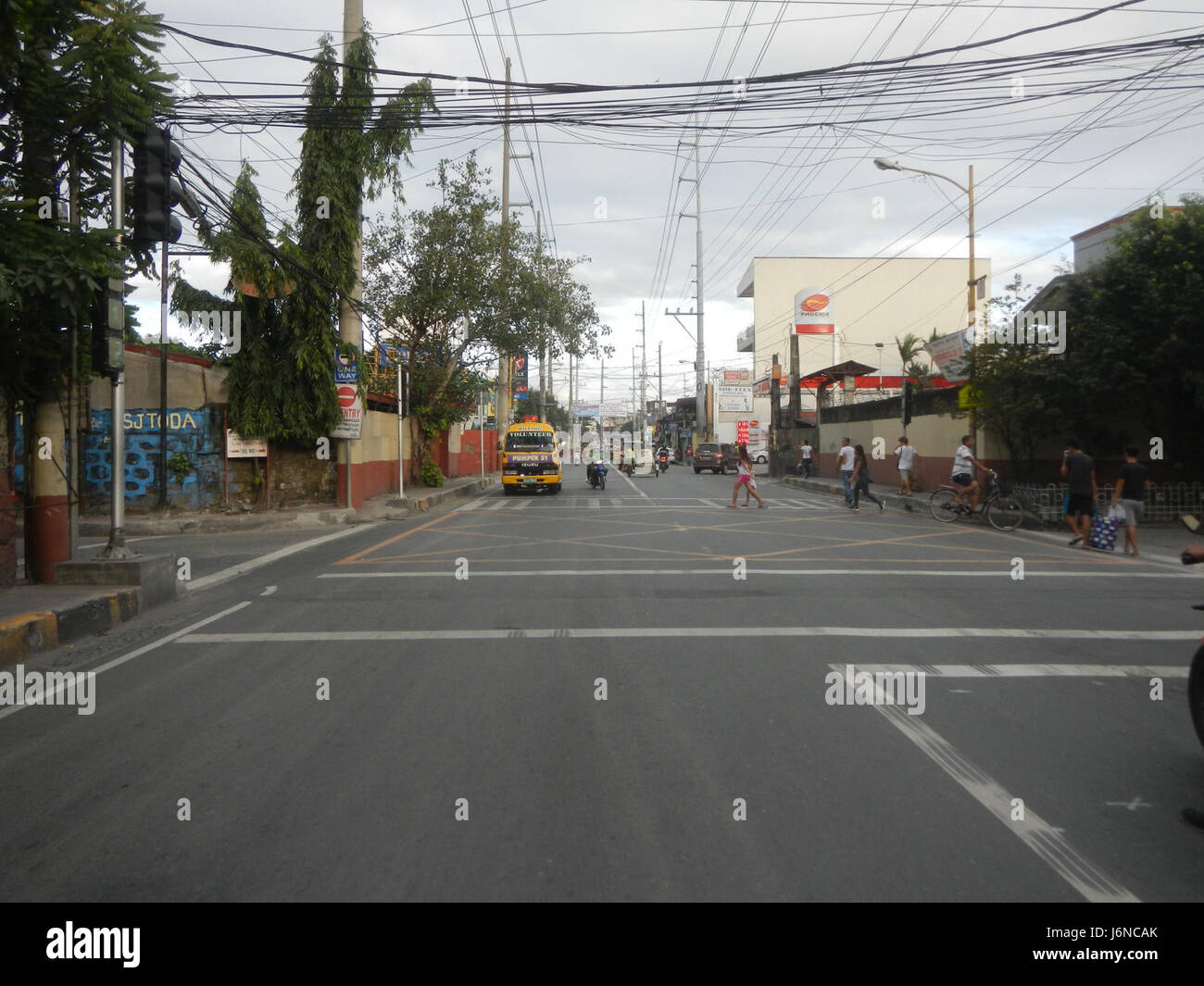 The flood control project at the Sumilang Buting Bridge in Pasig City ...