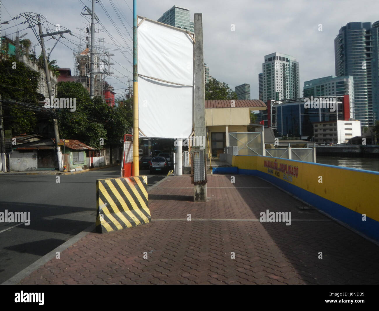 The intersection of Barangay Hulo and E. Pantaleon Coronado Streets in ...