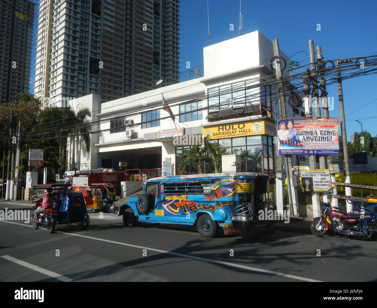 A photograph or map showing the Pasig River Bridge connecting Makati ...