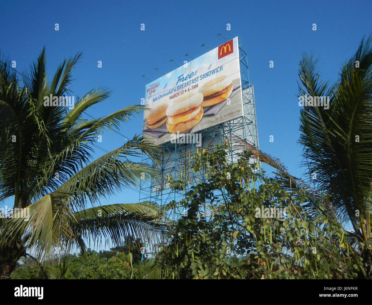 09401 McDonald's advertisements and Interiors Philippines 03 Stock ...