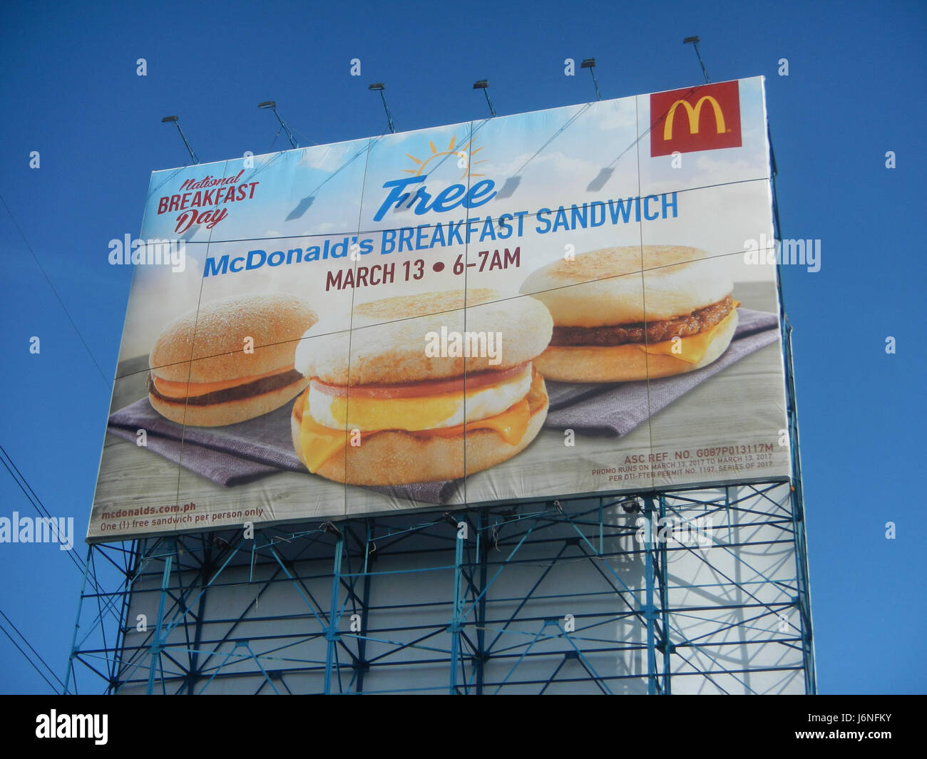 09401 McDonald's advertisements and Interiors Philippines 07 Stock ...