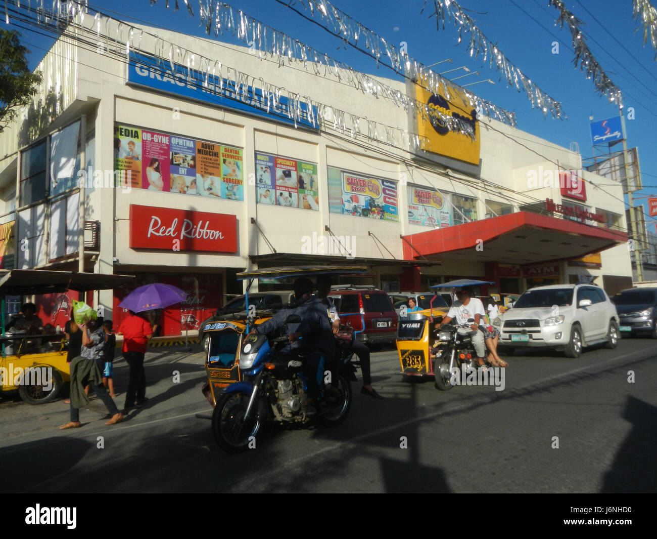 Uptown grocery hi-res stock photography and images - Alamy