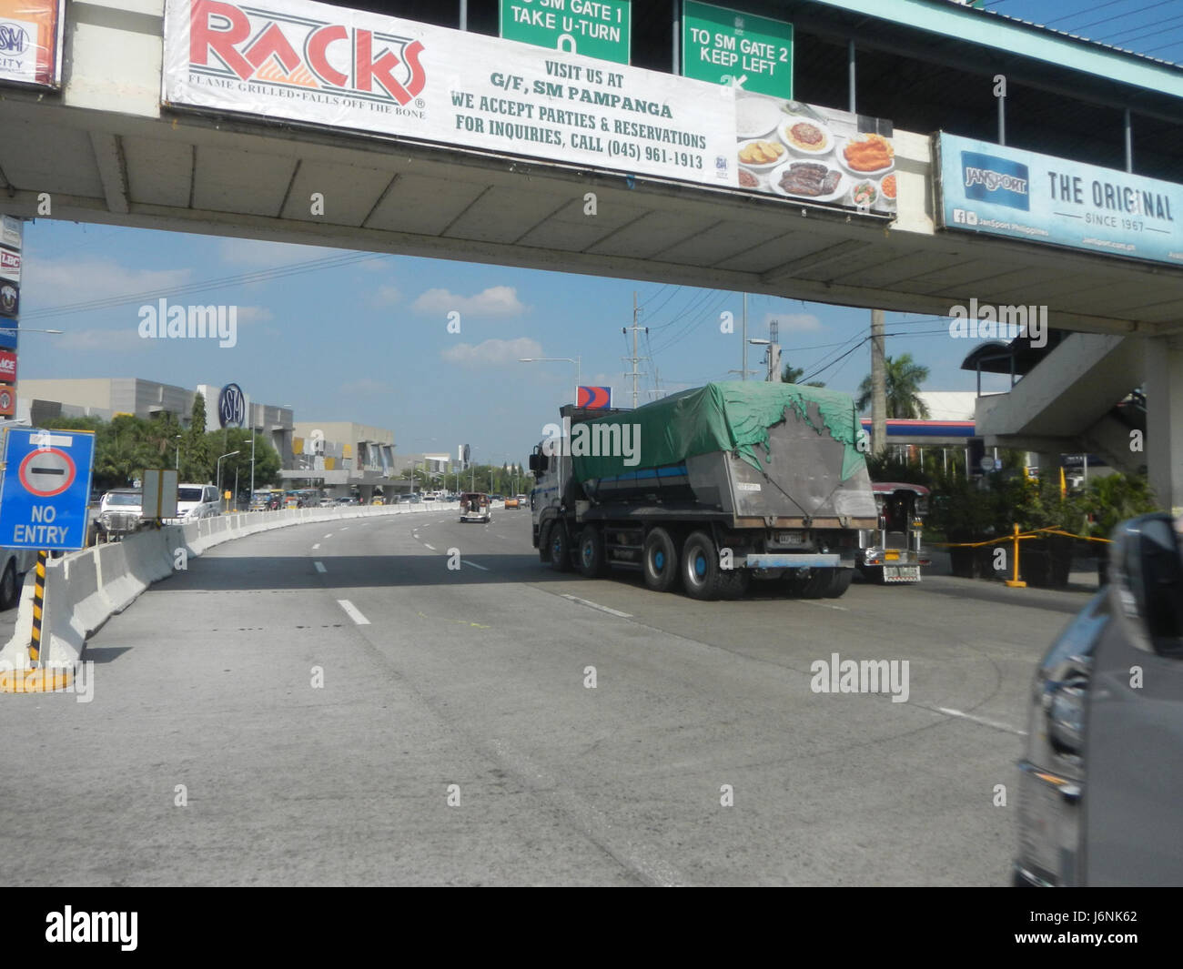 The San Fernando Exit Interchanges in Pampanga are key components of ...