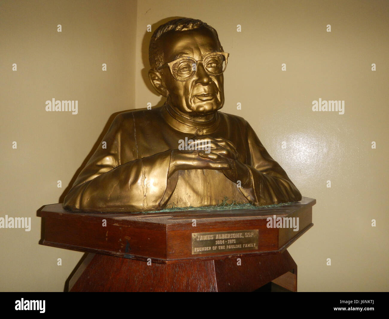 Saint Paul Chapel Novitiate is located in Sindalan, City of San ...