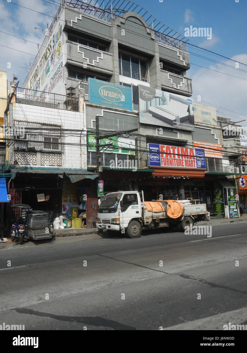 MacArthur Highway is a major roadway in the Philippines, running ...