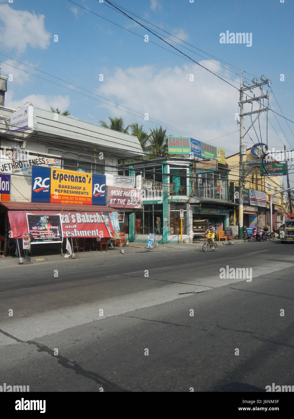 MacArthur Highway is a major thoroughfare connecting parts of Manila ...