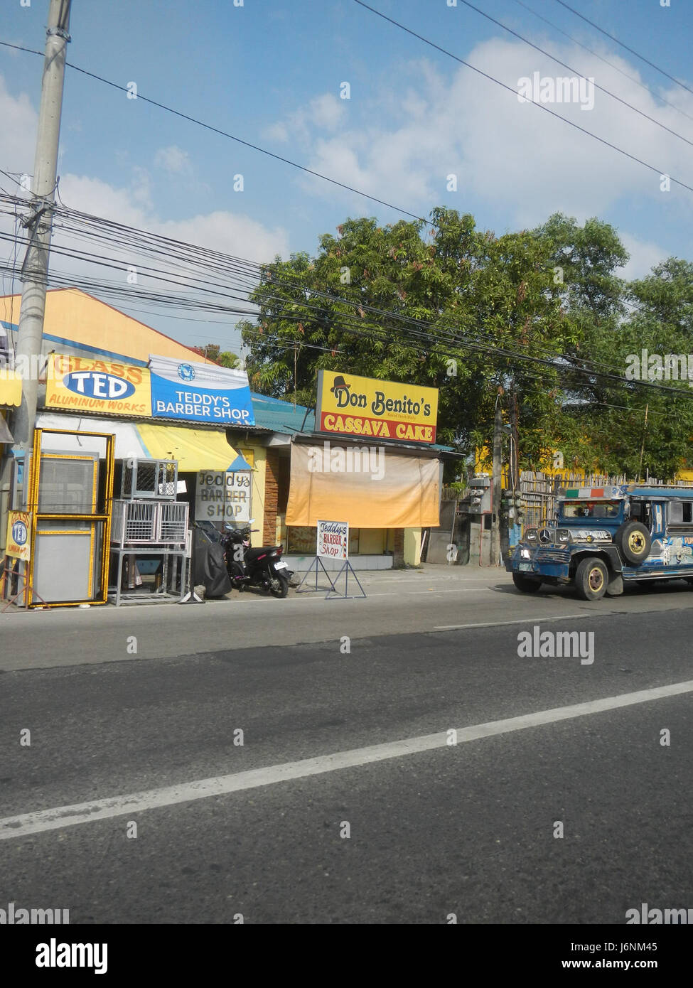 09602 MacArthur Highway Manila North Road Bulacan 31 Stock Photo - Alamy