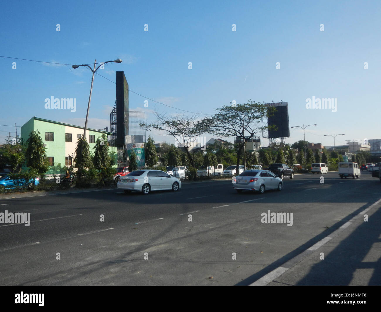 This image shows the Circumferential Road 41, a key highway boundary ...