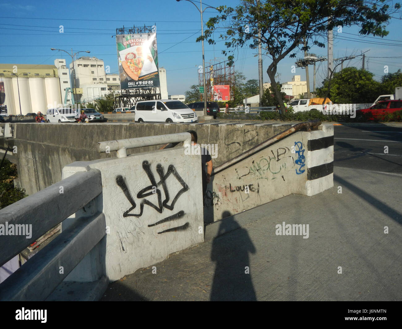 0831 Circumferential Road 11 Highway Boundary Pasig Makati Bridge River ...