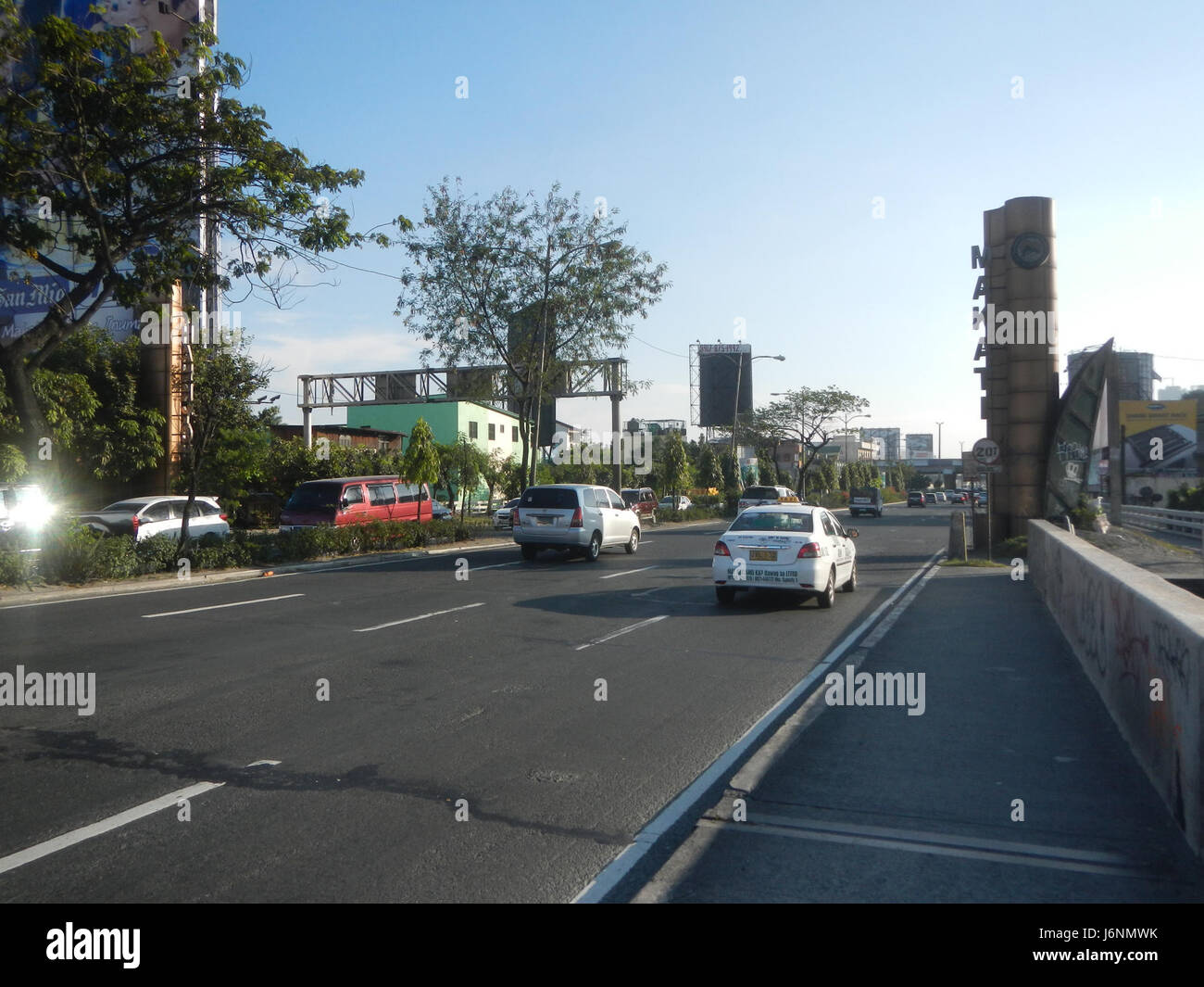 This image shows the Circumferential Road 33, a major highway linking ...