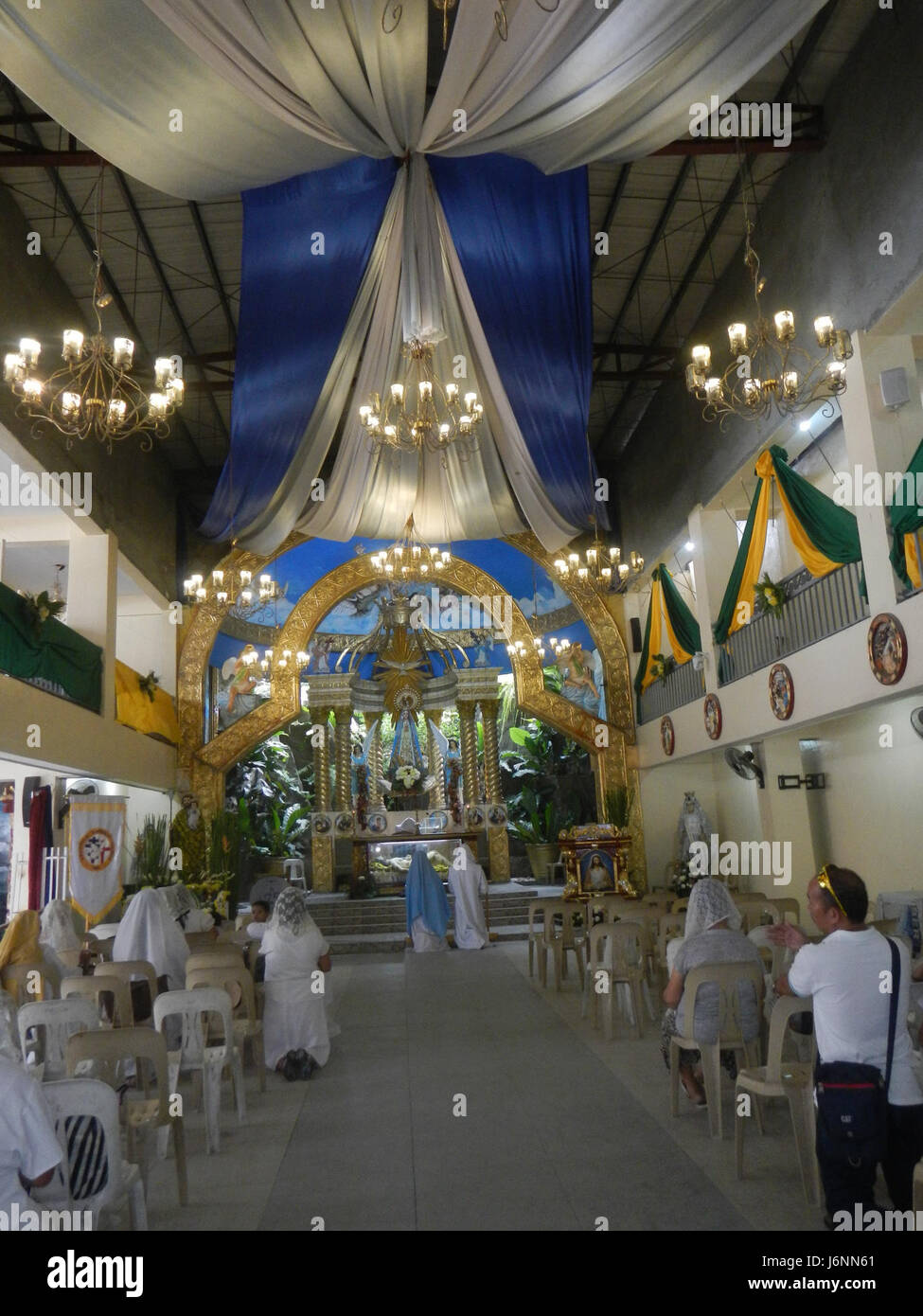 09213 National Shrine Ina Poon Bato Apostolic Catholic Church EDSA ...