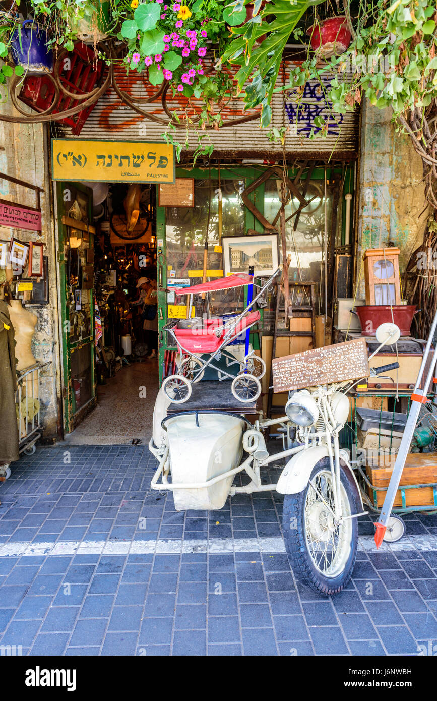 Old city shuk market hi-res stock photography and images - Alamy