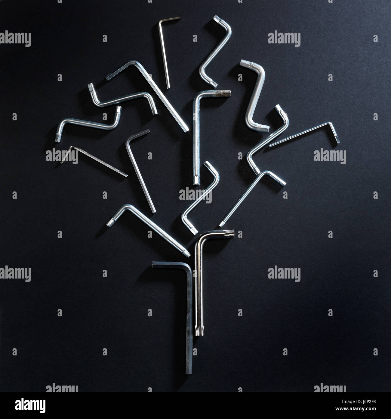 Metal tree hi-res stock photography and images - Alamy