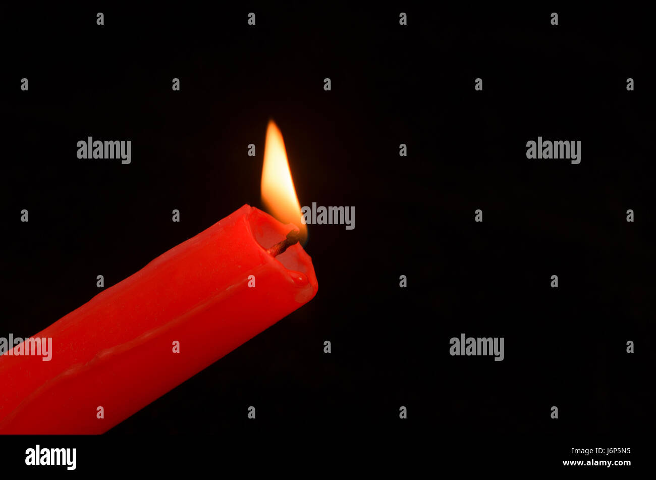 Match head matches fire lighting hi-res stock photography and images ...