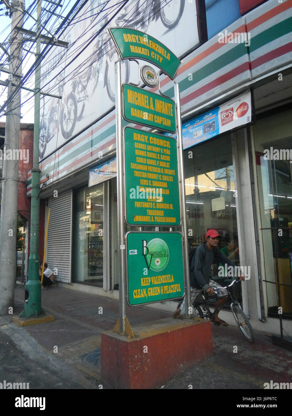 J.P. Rizal Street in the Olympia Poblacion area of Valenzuela, Makati ...