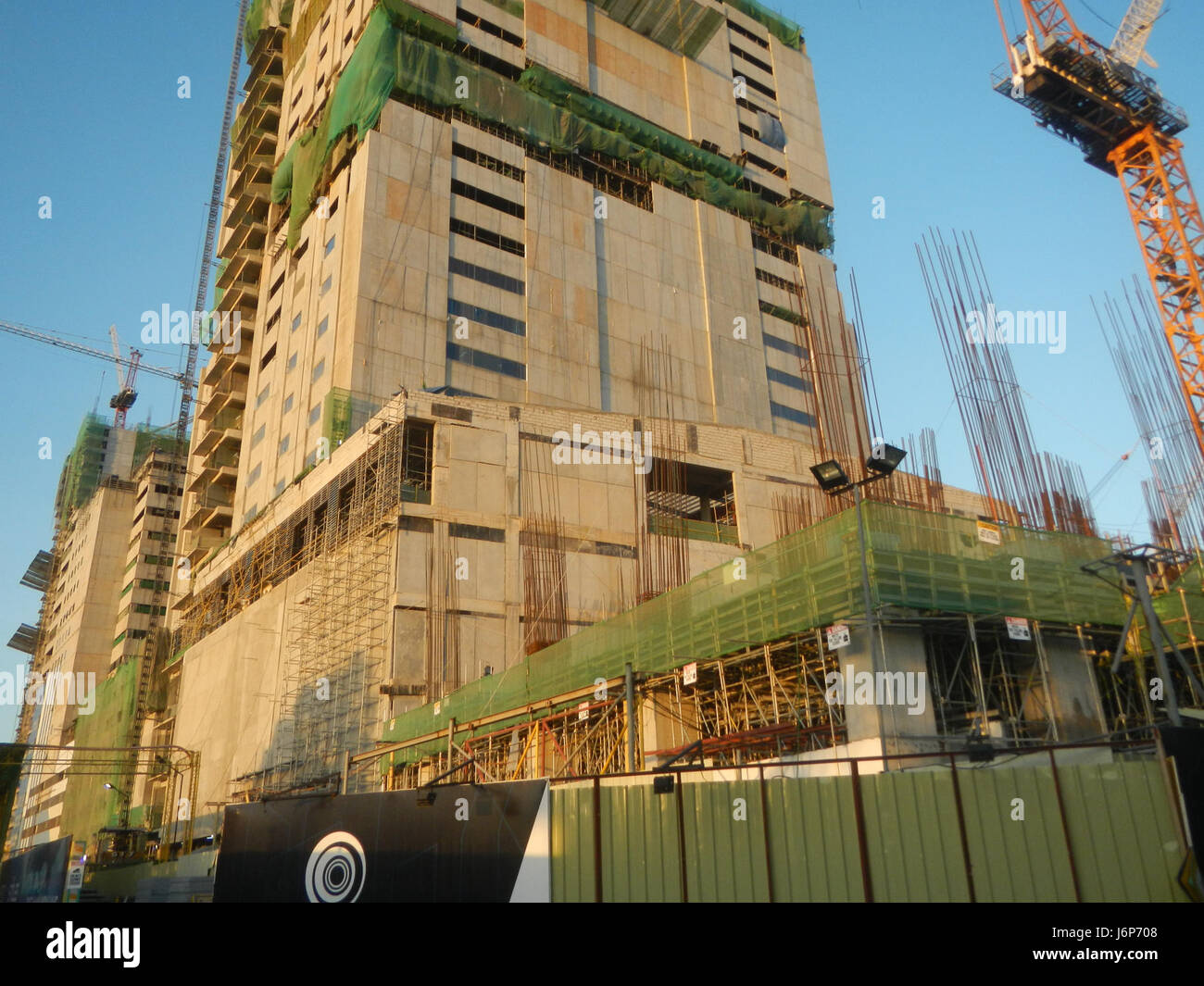 09886 Carmona Circuit Makati Ayala Land Malls Buildings Constructions ...