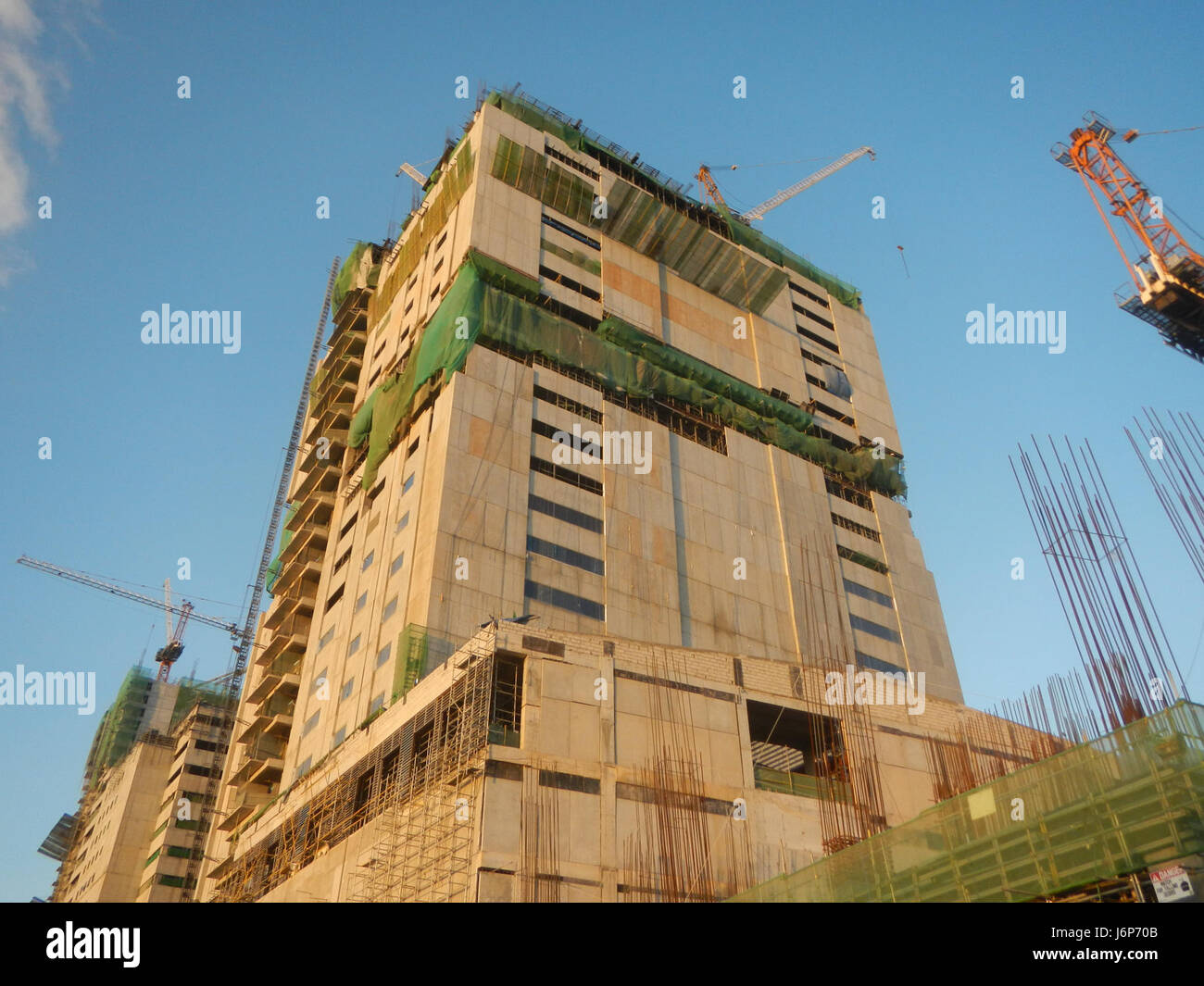 09886 Carmona Circuit Makati Ayala Land Malls Buildings Constructions ...