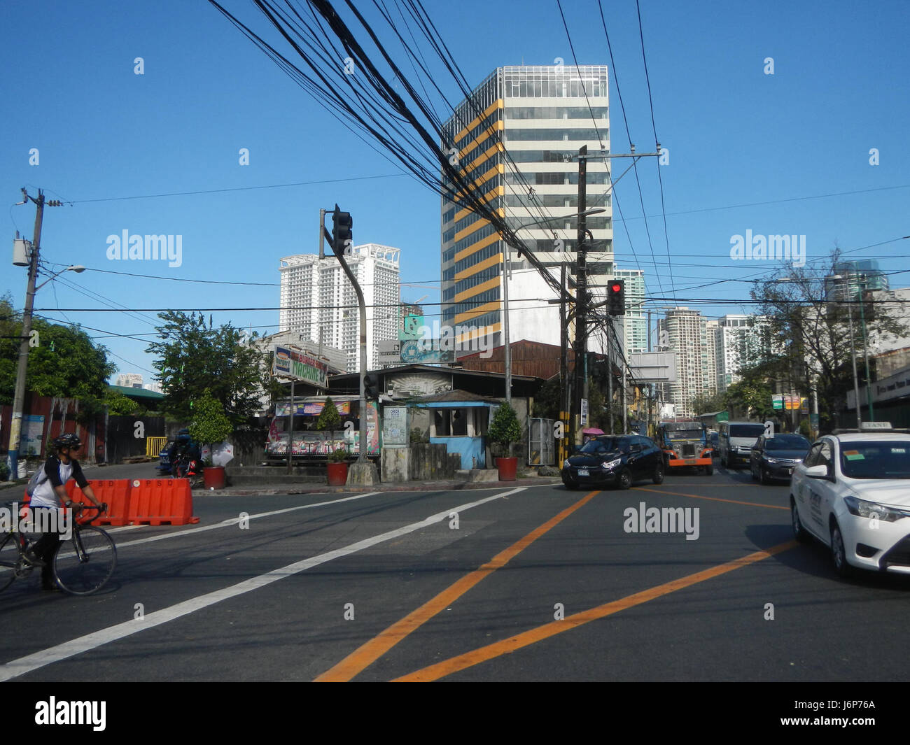 J.P. Rizal Avenue in Poblacion, Valenzuela, and Olympia, Makati City ...