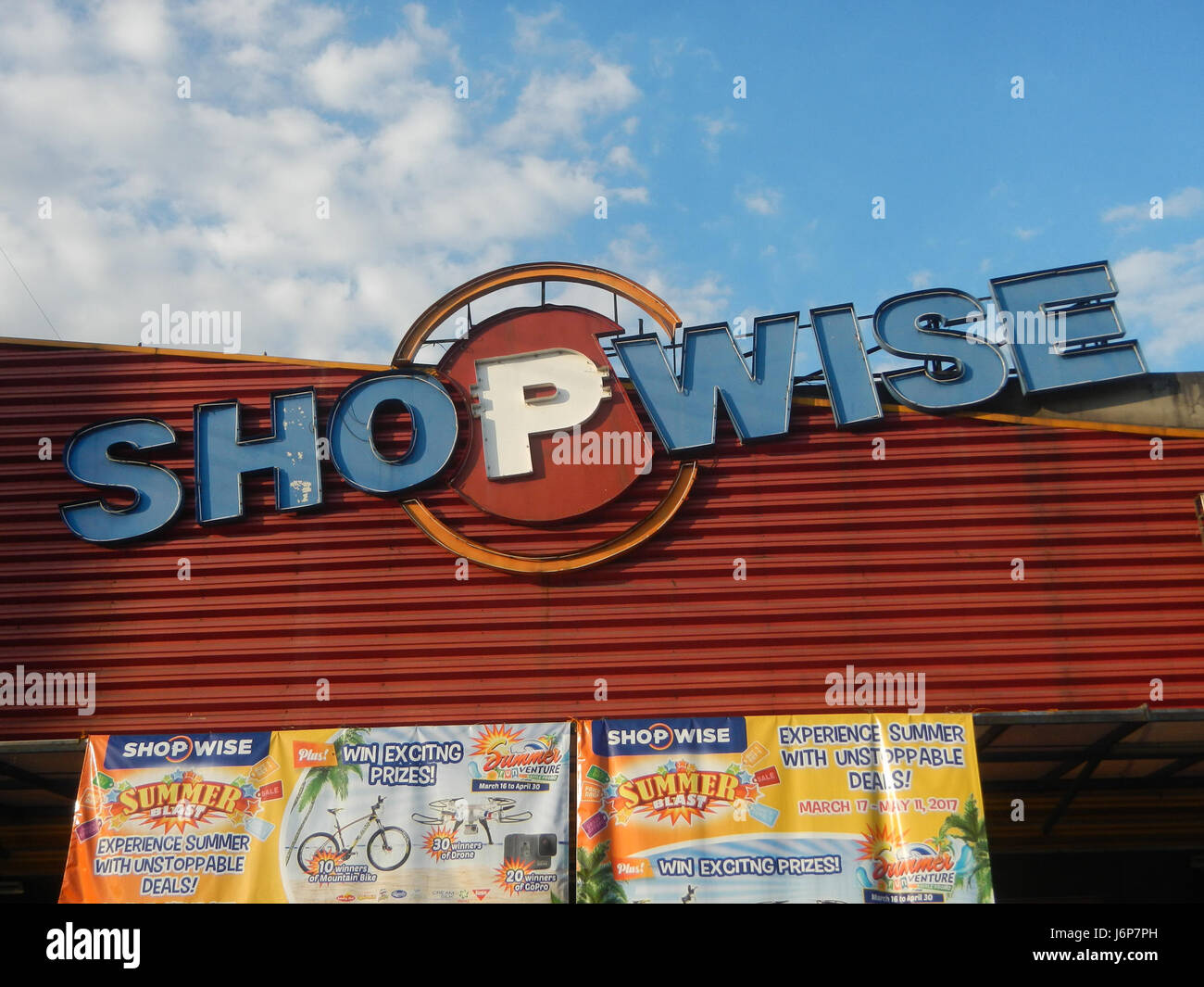 This area includes Barangays Santa Cruz and San Antonio in Makati City ...