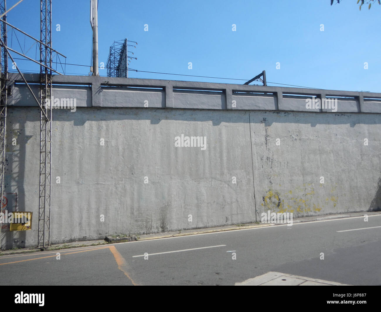The Magallanes Interchange is a major transport hub in Makati City ...