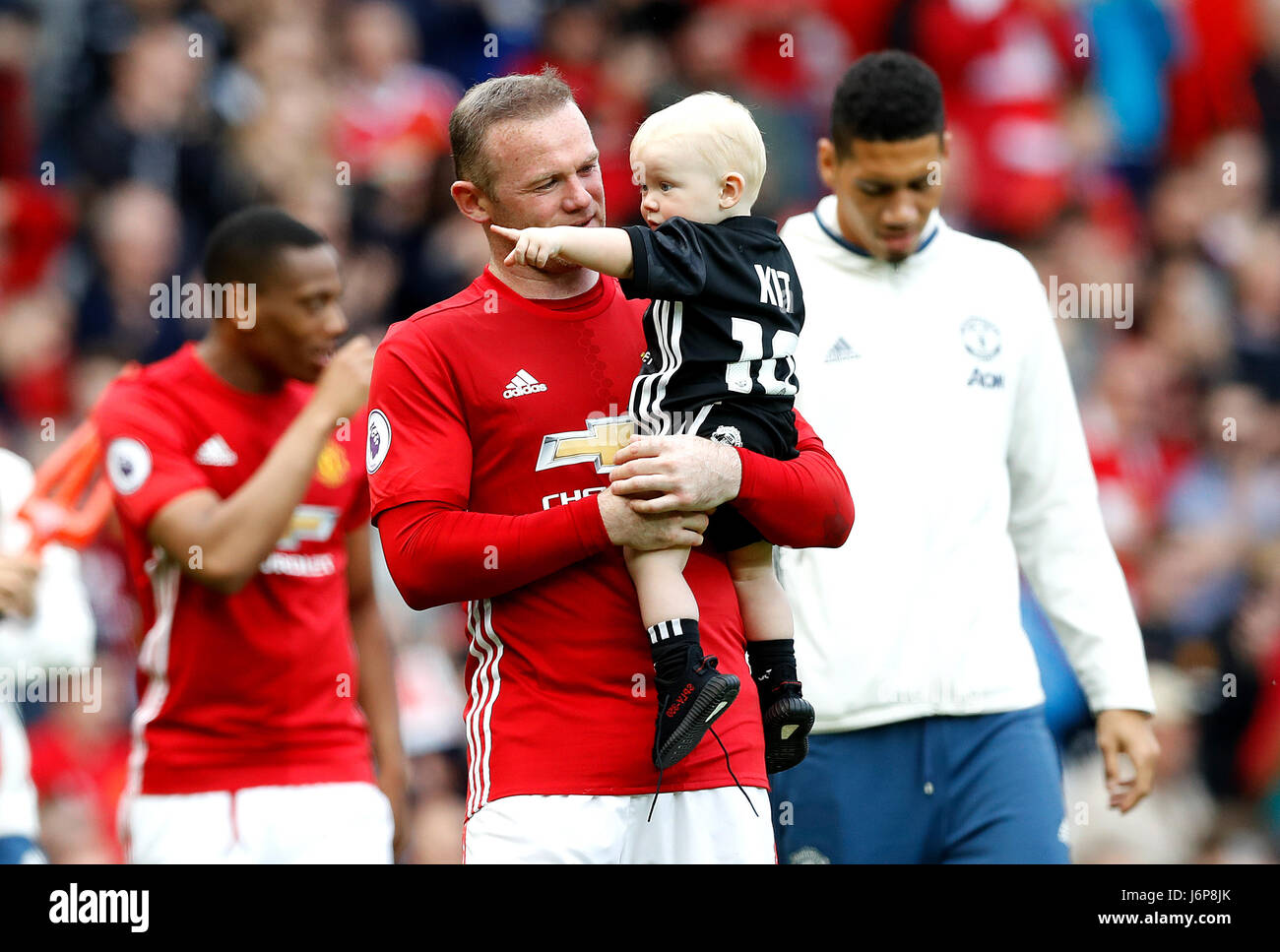 Manchester United's Wayne Rooney with son Kit after the Premier League ...