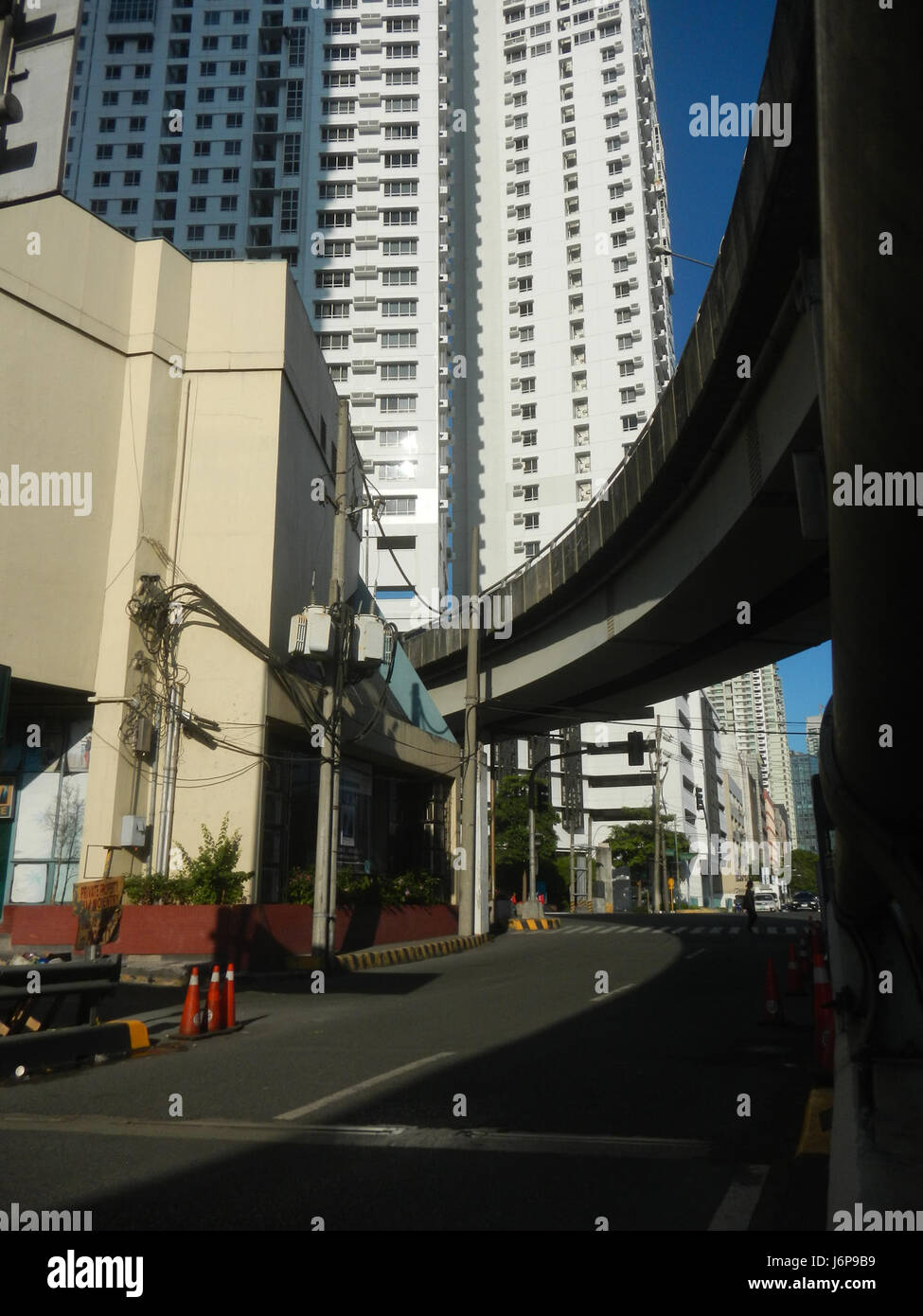 The Metro Manila Skyway is an elevated expressway in the Philippines ...