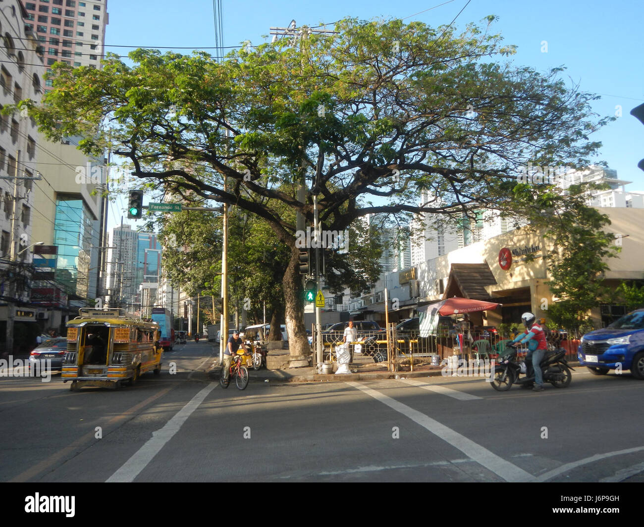 Chino Roces Avenue in Makati City is a busy commercial and residential ...
