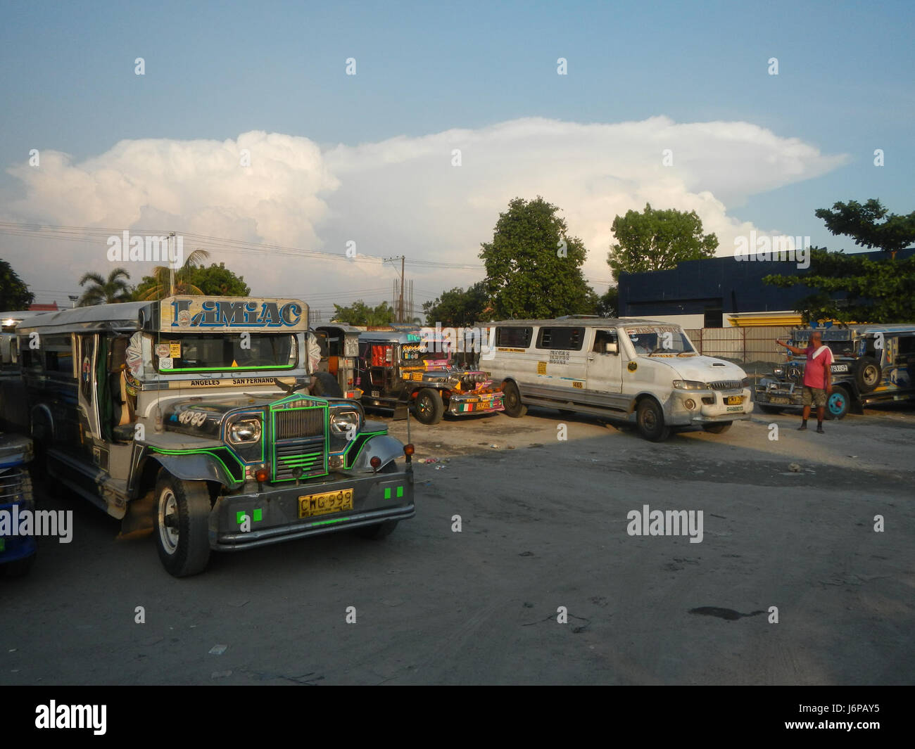Jeepney terminal hi-res stock photography and images - Alamy