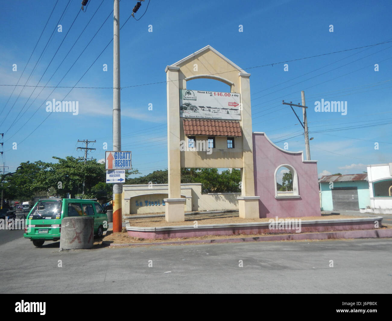 This location marks the San Simon Exit on the North Luzon Expressway ...