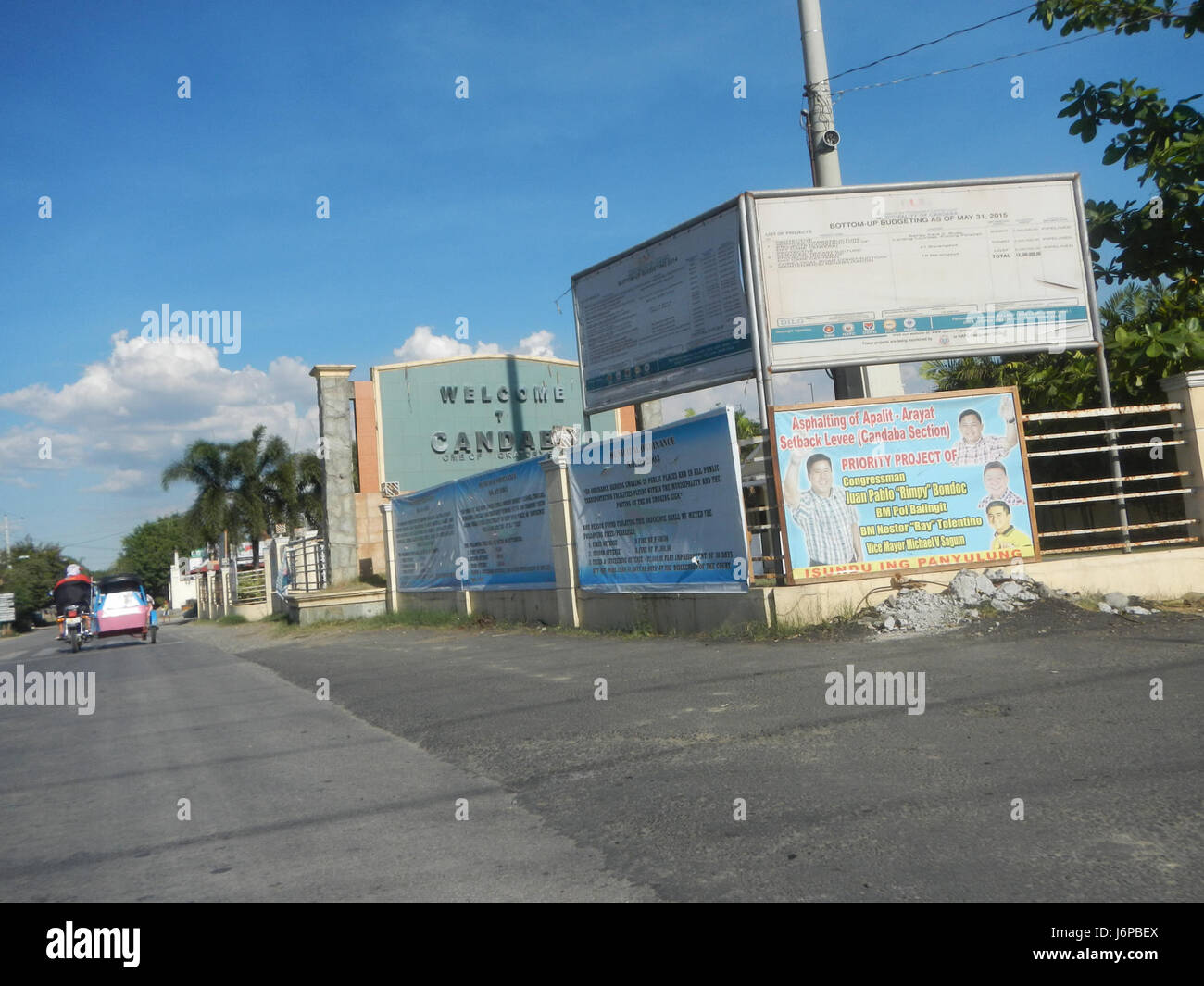 This image captures the construction of a box culvert along the Candaba ...