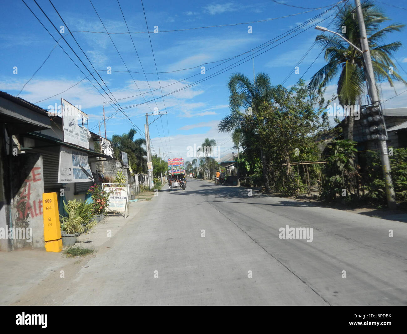 The road connecting San Luis in Pampanga, Candaba, and Baliuag in ...