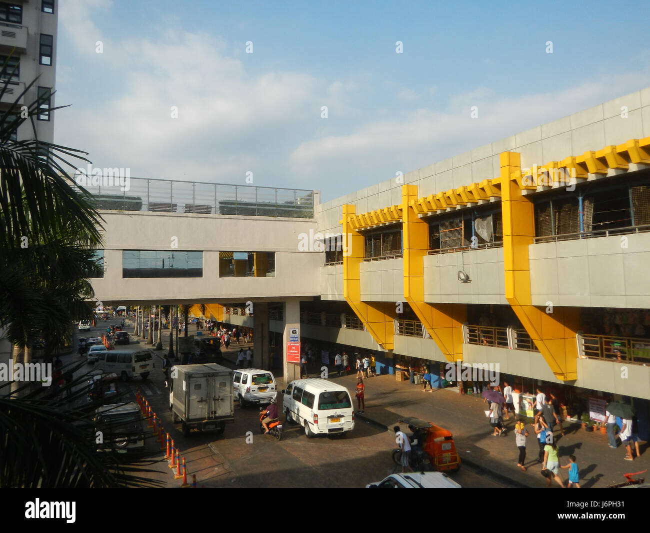08170 Pasig City Hall Compound Buildings Market Parking 26 Stock Photo ...