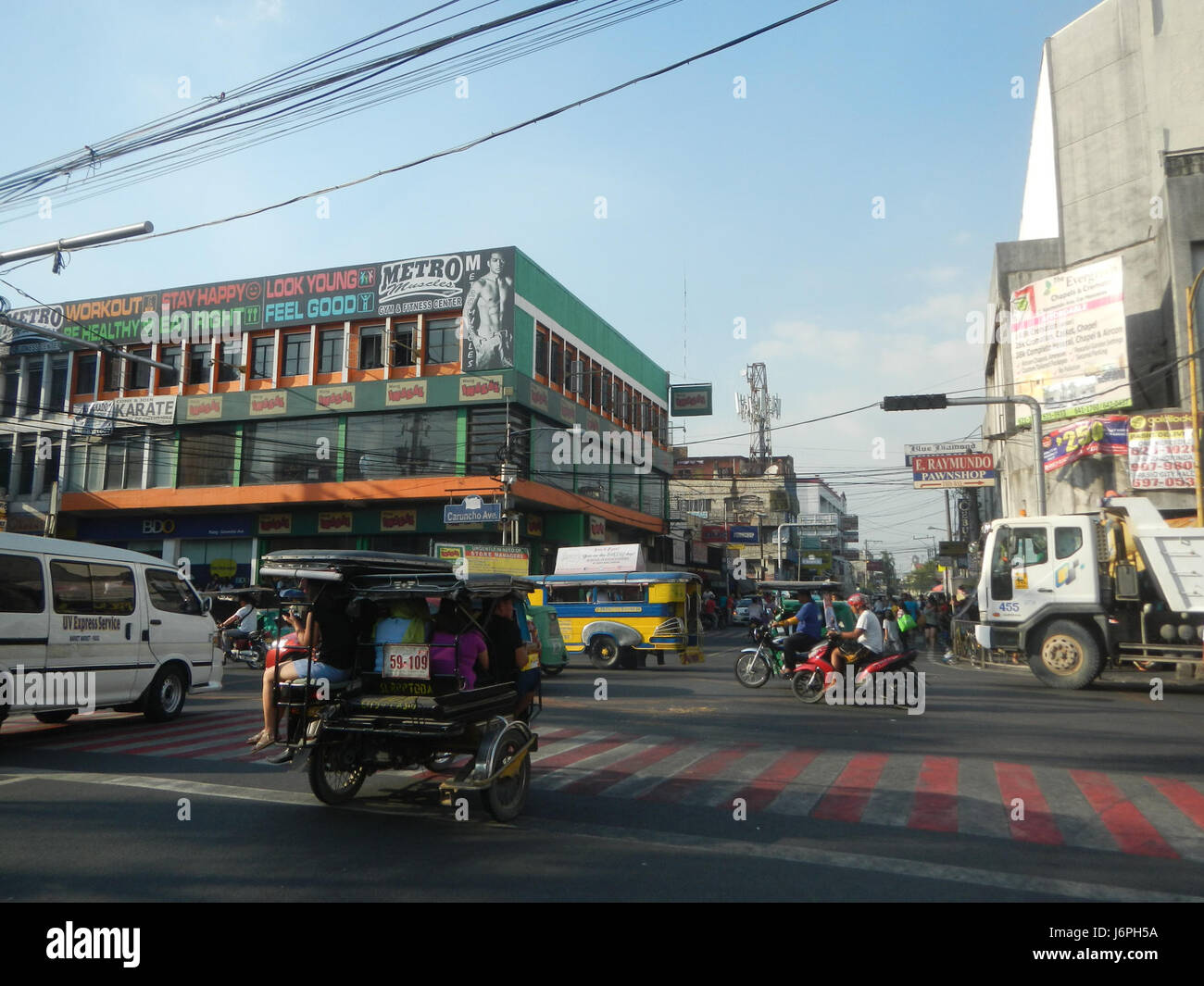A visual representation of the Pasig City Hall and its surrounding ...