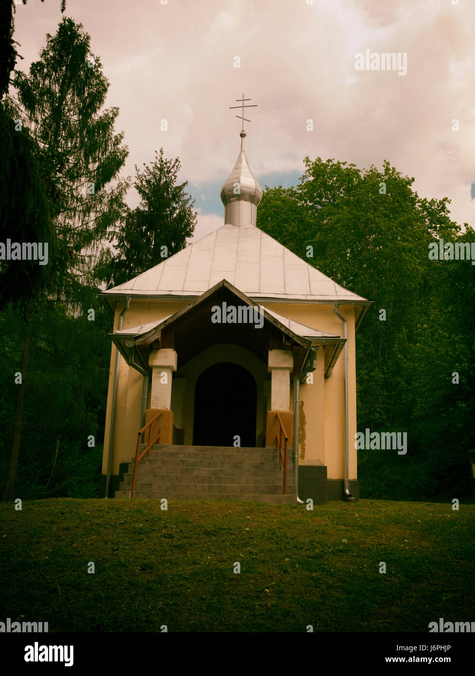 The new walled Orthodox cerk began to build in 1951, but in another ...