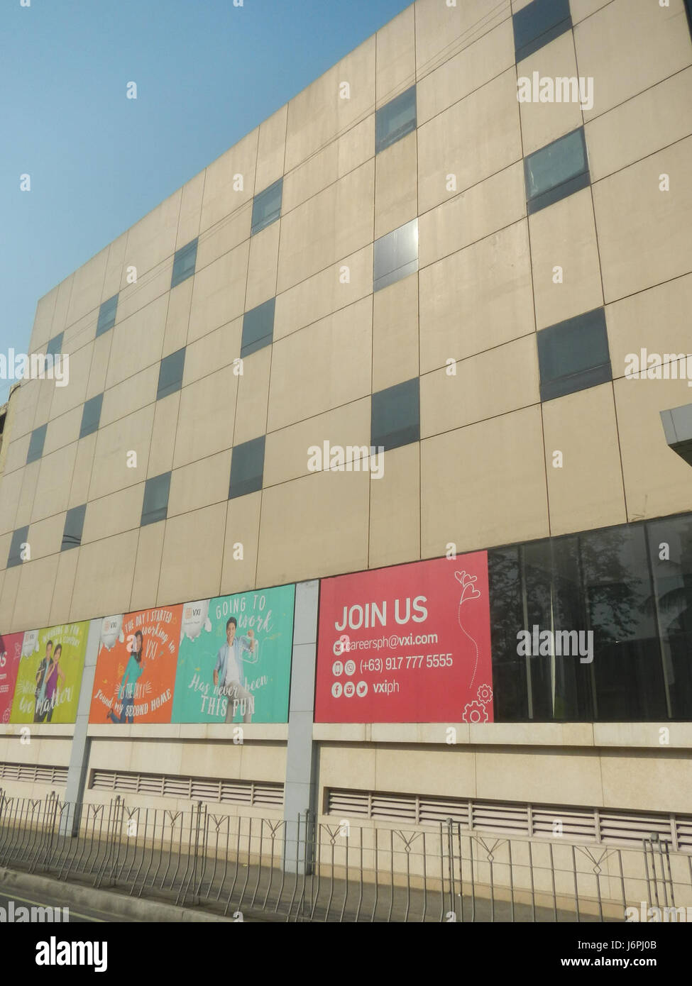 The Urdaneta-Makati Central District Buendia Gil Puyat Avenue Flyover ...