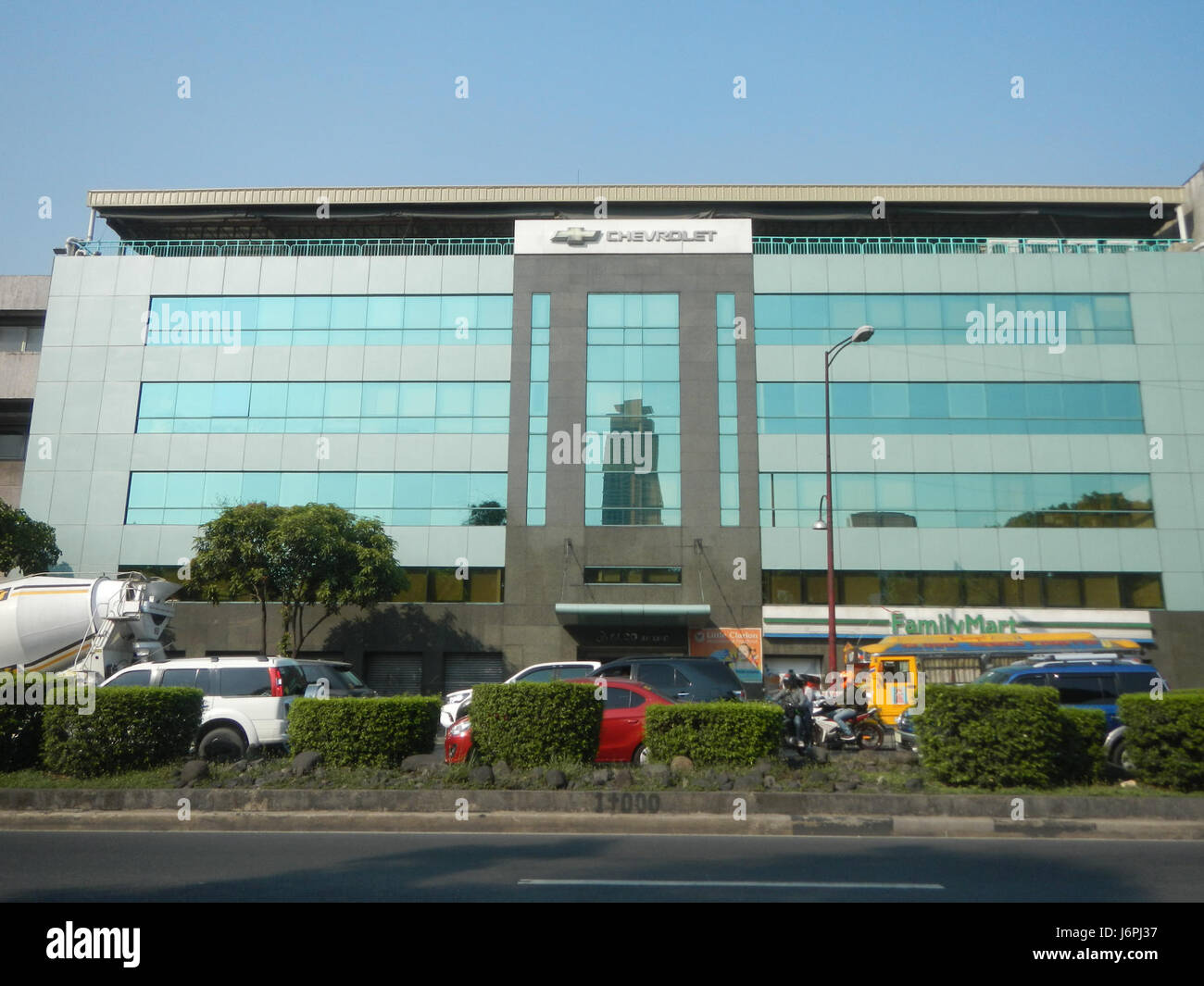 Gil puyat hi-res stock photography and images - Alamy