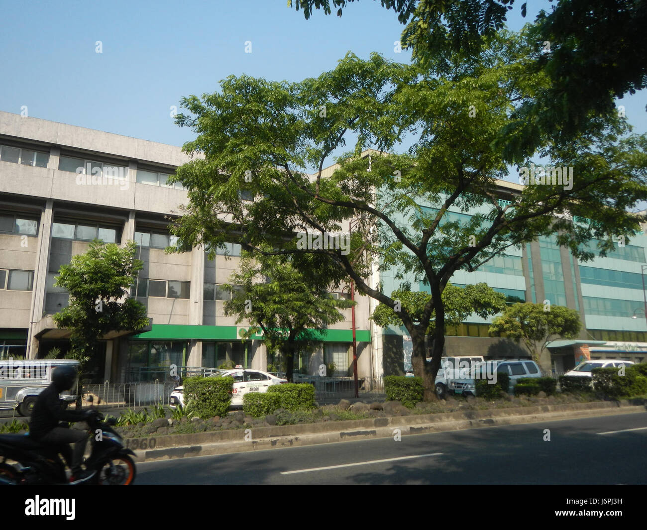 Gil puyat hi-res stock photography and images - Alamy