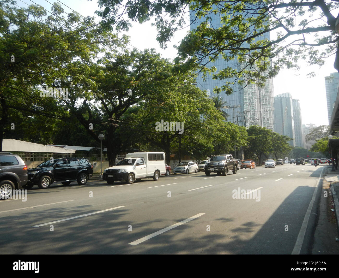 08983 Urdaneta Zuellig Building One Roxas Triangle Paseo de Roxas Gil ...