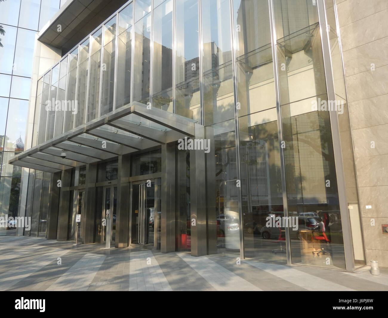 This refers to the location of Urdaneta, Zuellig Building, Sultan ...