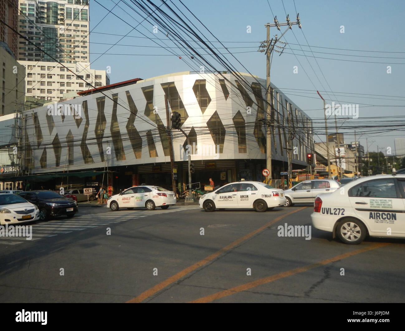 Makati avenue hi-res stock photography and images - Alamy