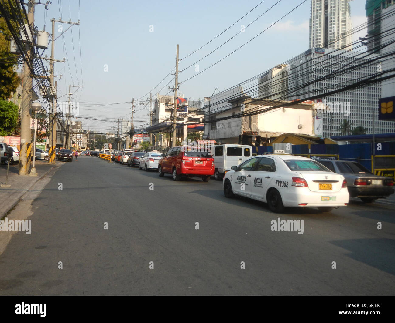 Makati bel air hi-res stock photography and images - Alamy