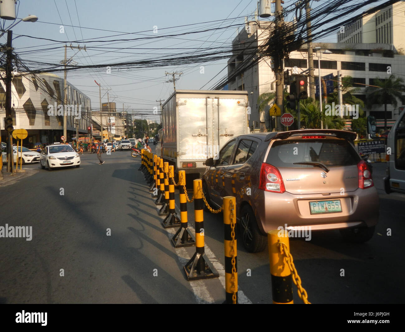 Makati bel air hi-res stock photography and images - Alamy