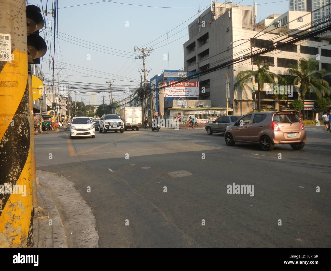09236 Jupiter Street Bel-Air Poblacion Makati City 02 Stock Photo - Alamy 09236 Jupiter Street Bel-Air Poblacion Makati City 02 Stock Photo - Alamy