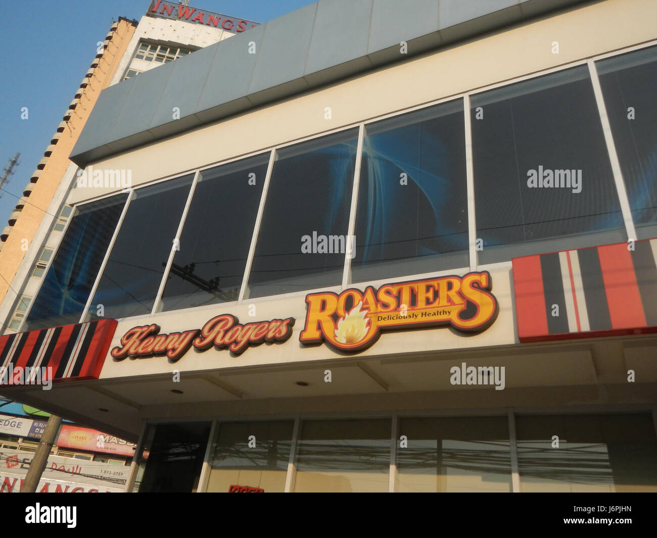 Makati bel air hi-res stock photography and images - Alamy