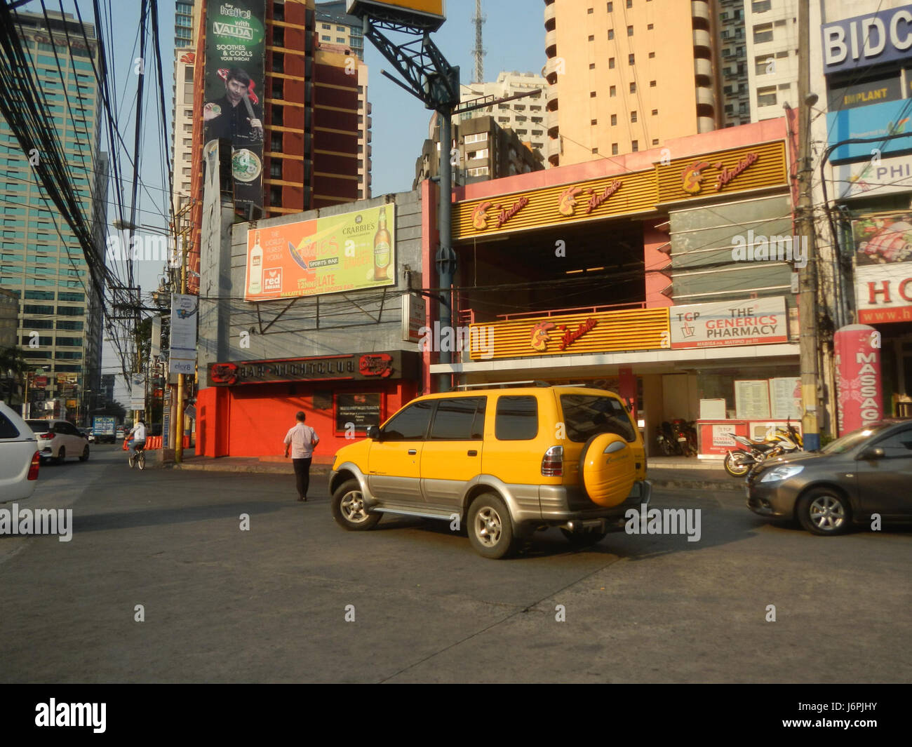 Makati poblacion hi-res stock photography and images - Alamy