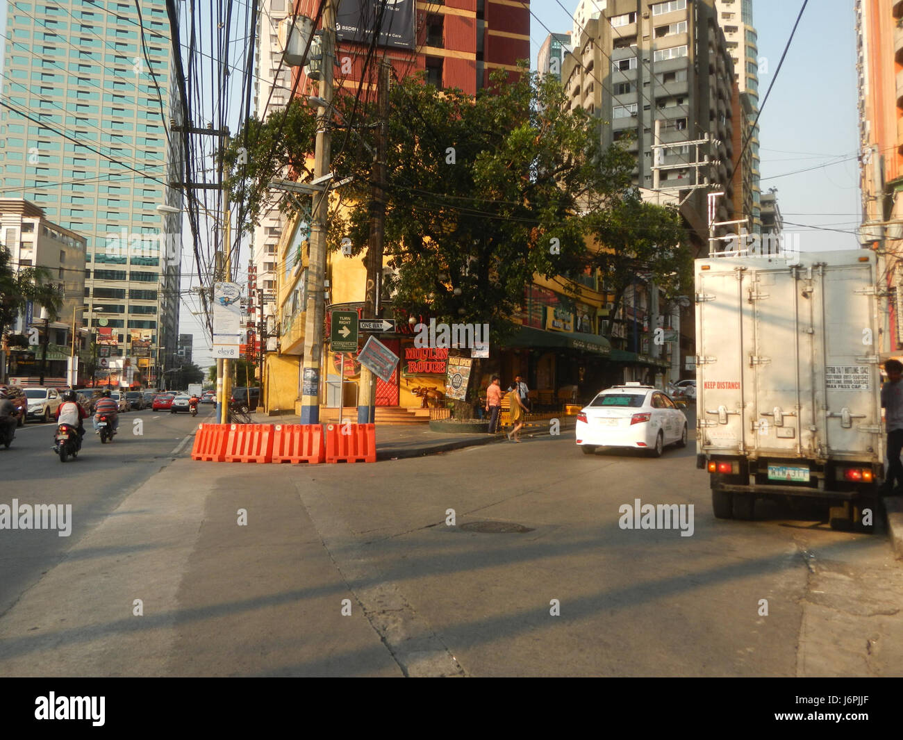 09274 Makati Avenue Hotels Buildings Poblacion Bel-Air Makati City 03 ...