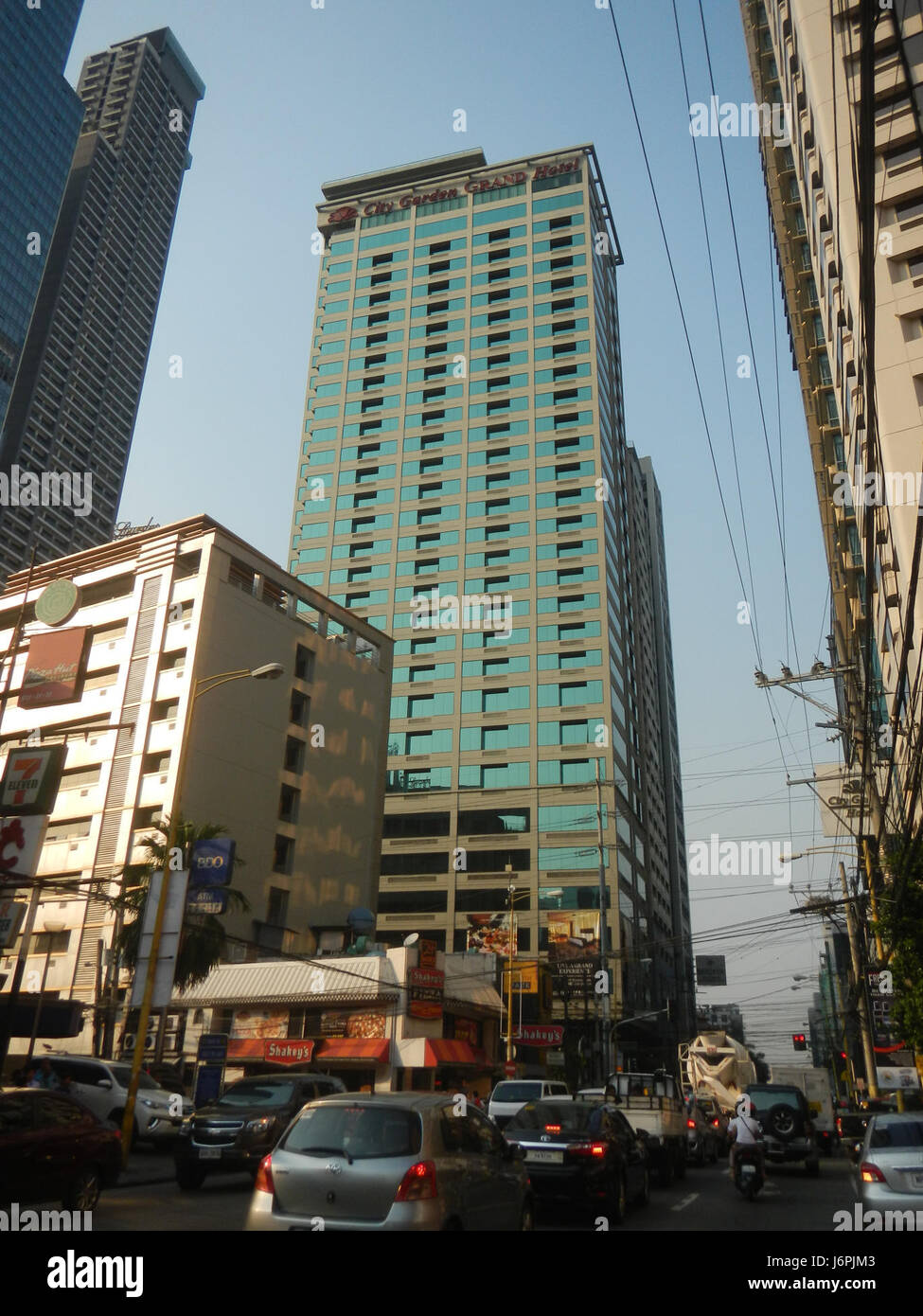 An image or map highlighting the hotels and buildings along Makati ...