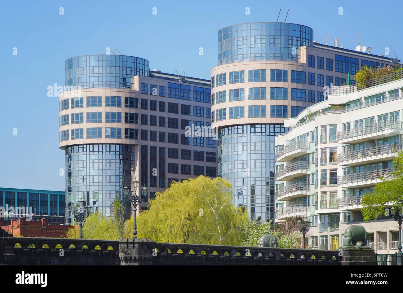 Bmi building hi-res stock photography and images - Alamy