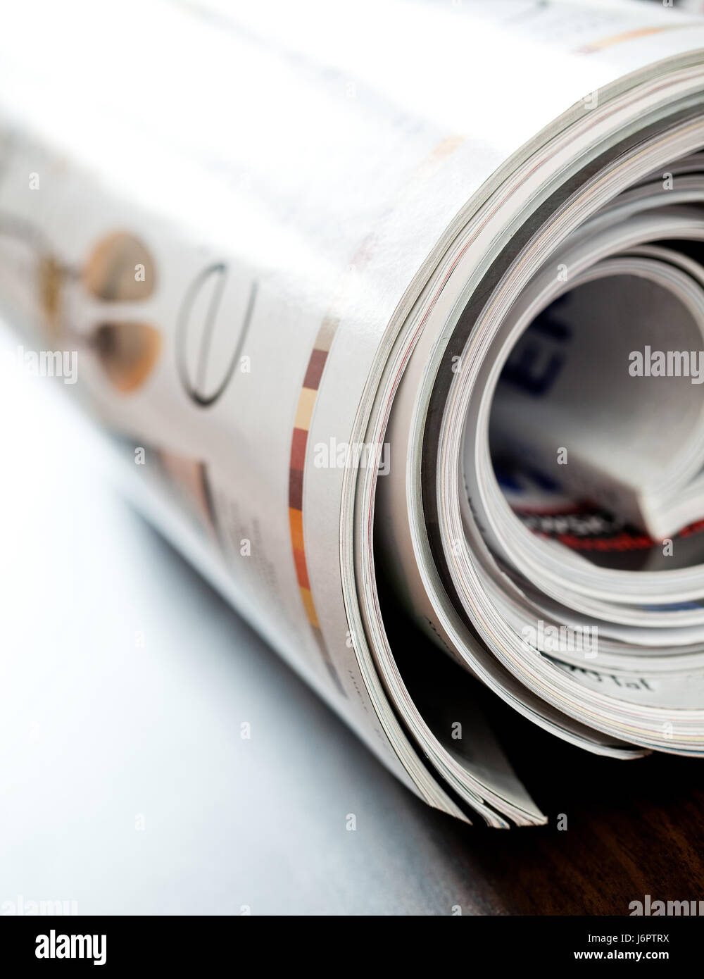 Open magazines hi-res stock photography and images - Alamy